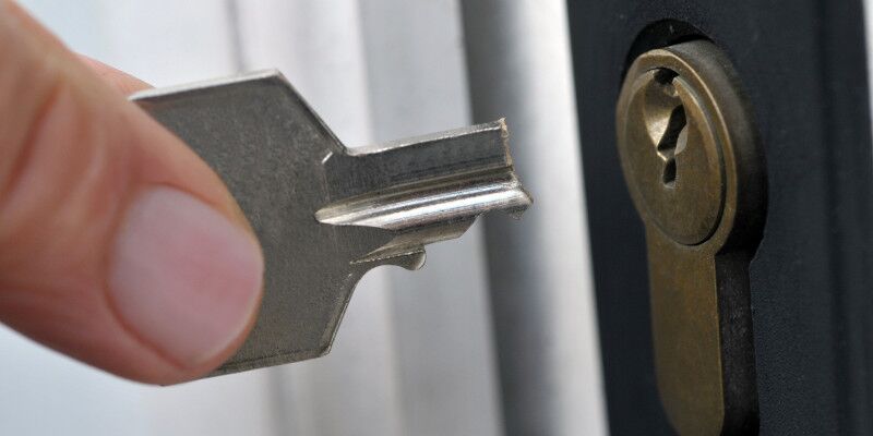 How To Remove A Broken Key From A Lock - asaplocksmithdesmoines.com